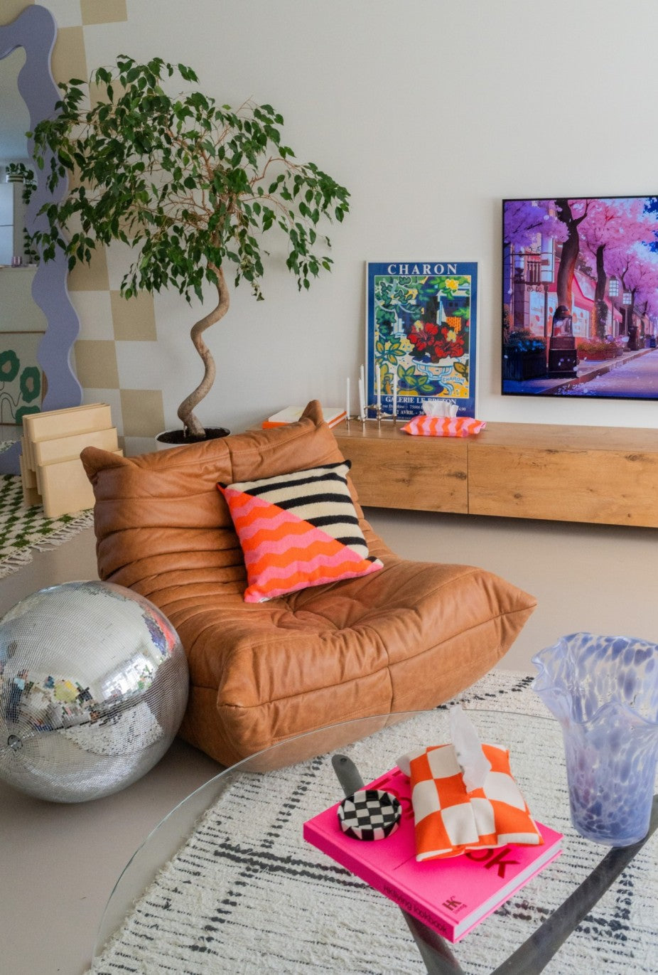 Casa Rolio - Embrace the bold, the bold that holds